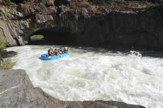 What To Expect When Class 4 White Water Rafting